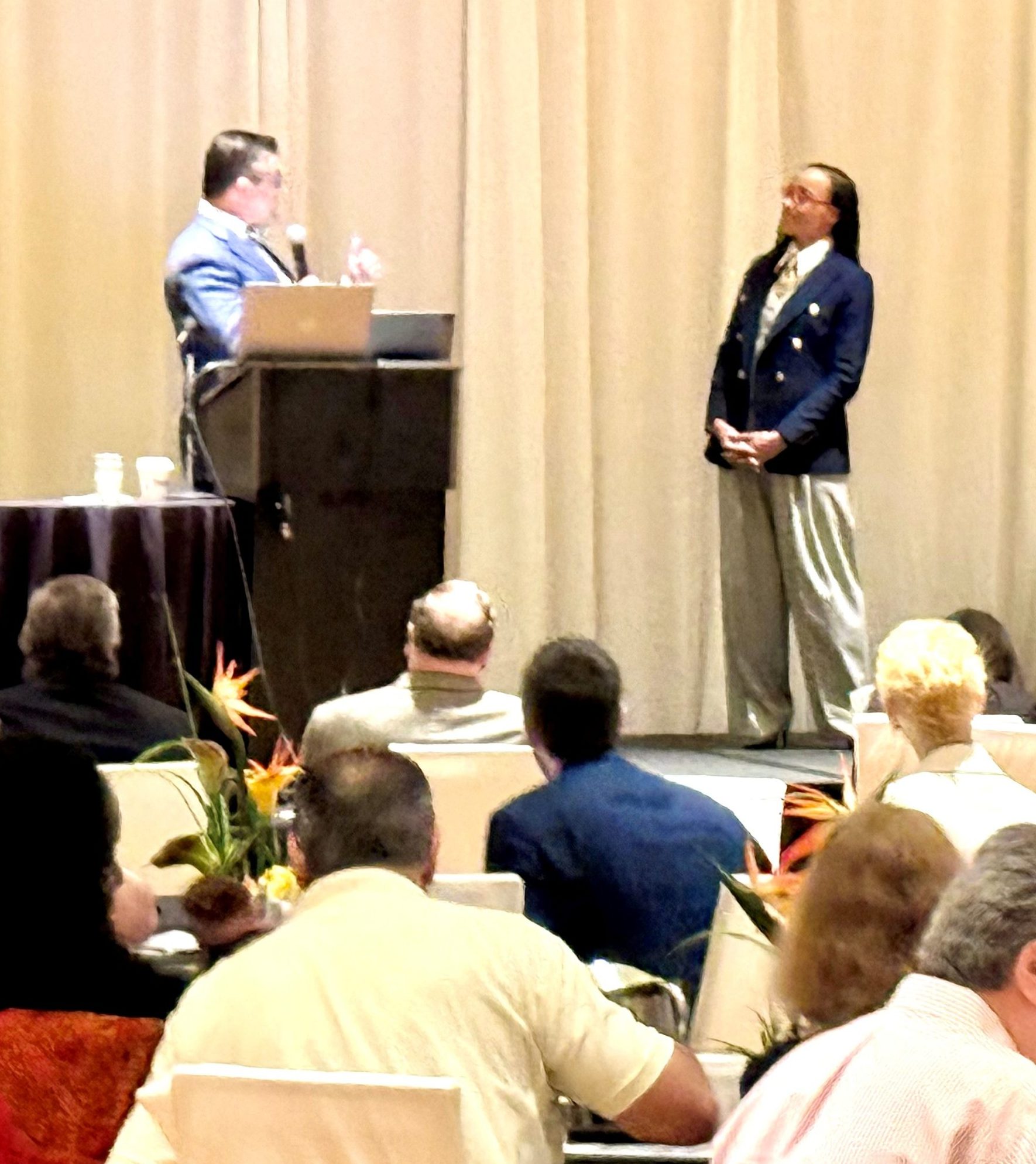 Professor Henson presents on AI - School of Law